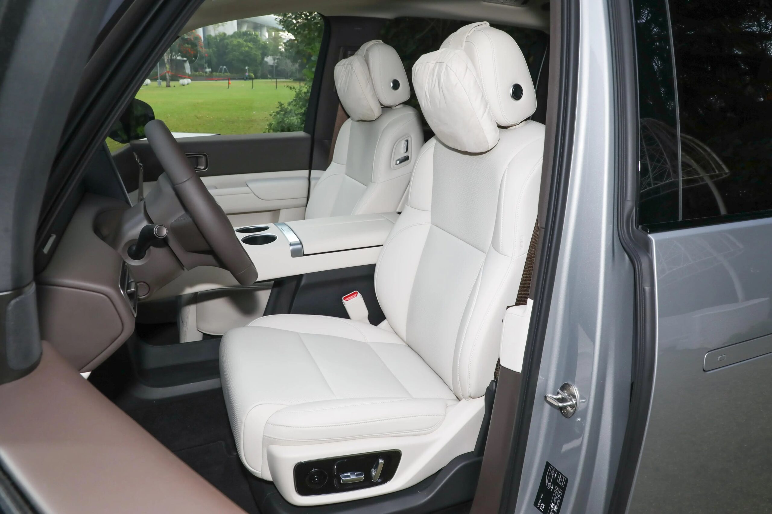 Li Auto Mega Ultra – GreenFastAuto