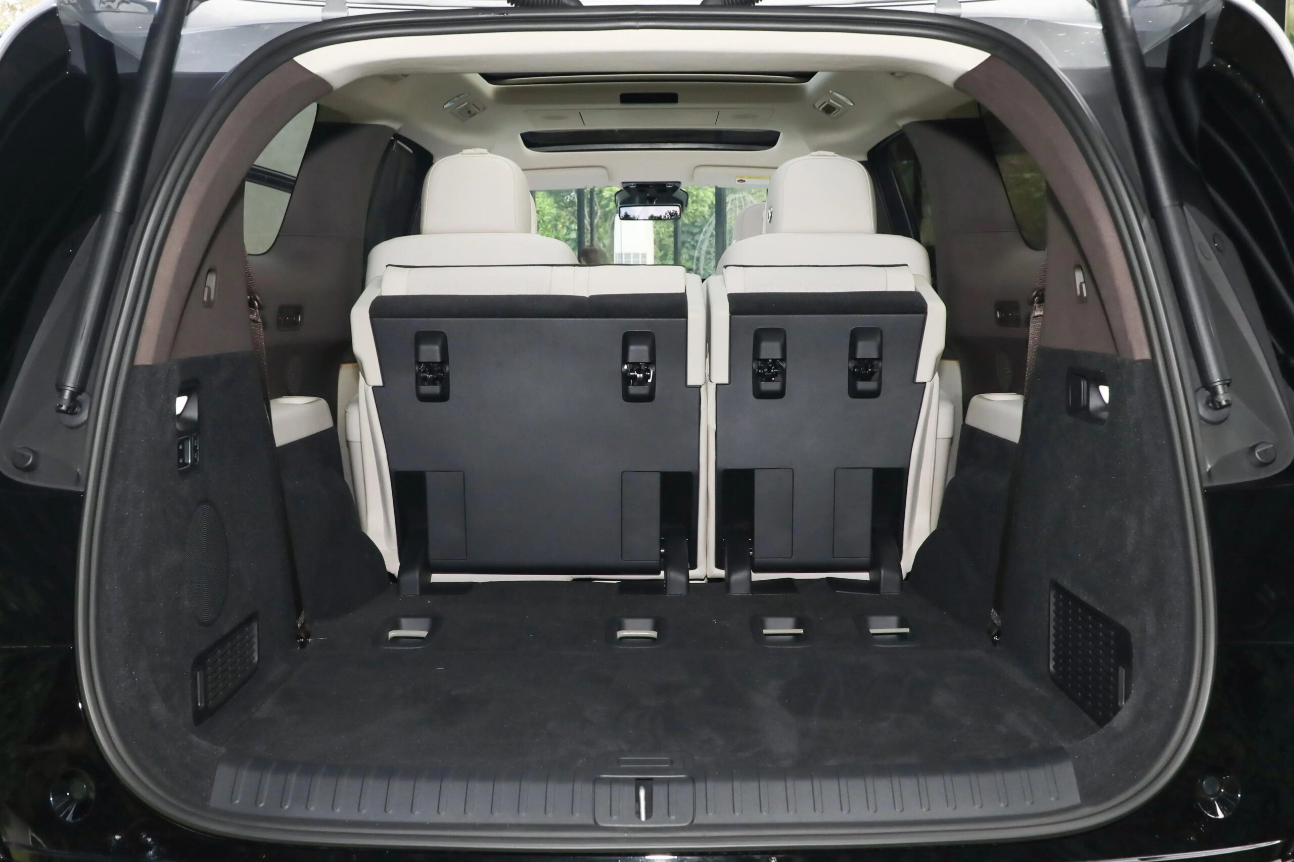 Li Auto Mega Ultra – GreenFastAuto