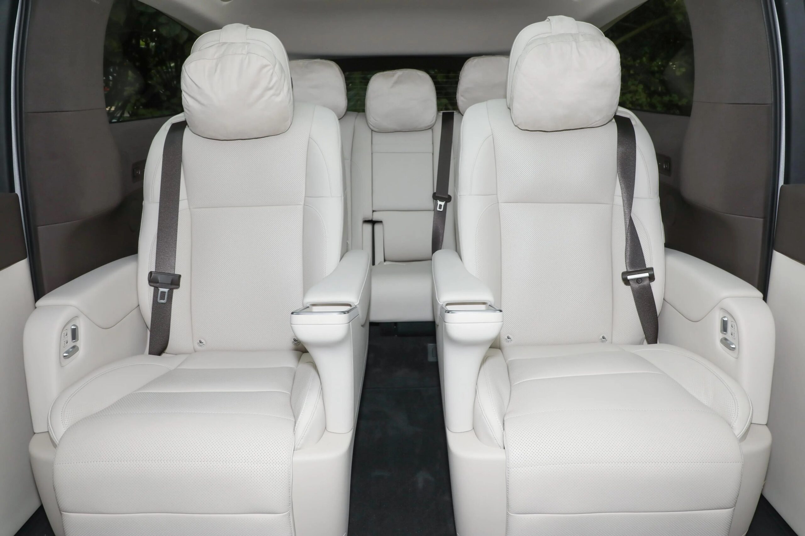 Li Auto Mega Ultra – GreenFastAuto