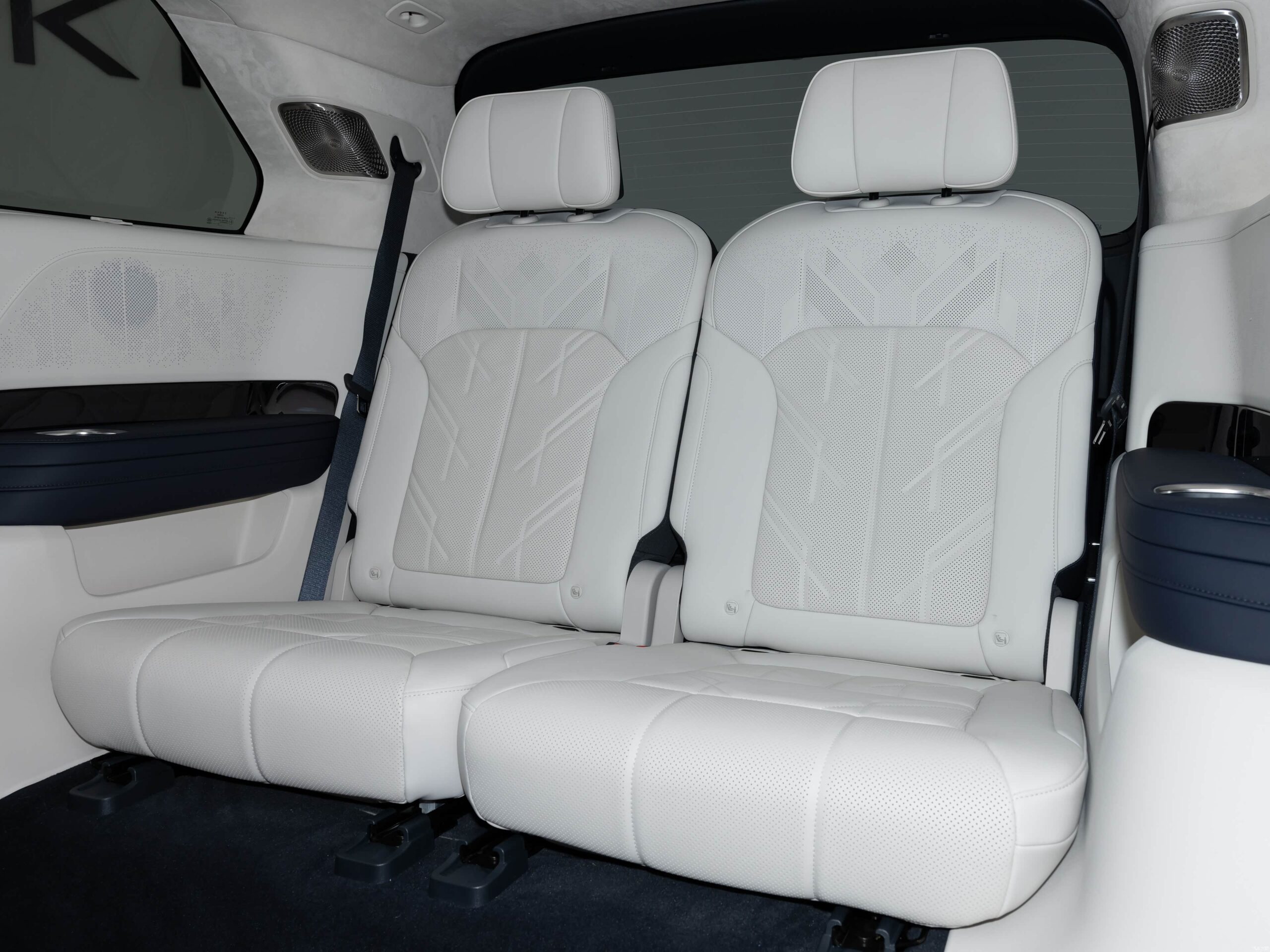 ZEEKR 9X MAX 898Hp – GreenFastAuto