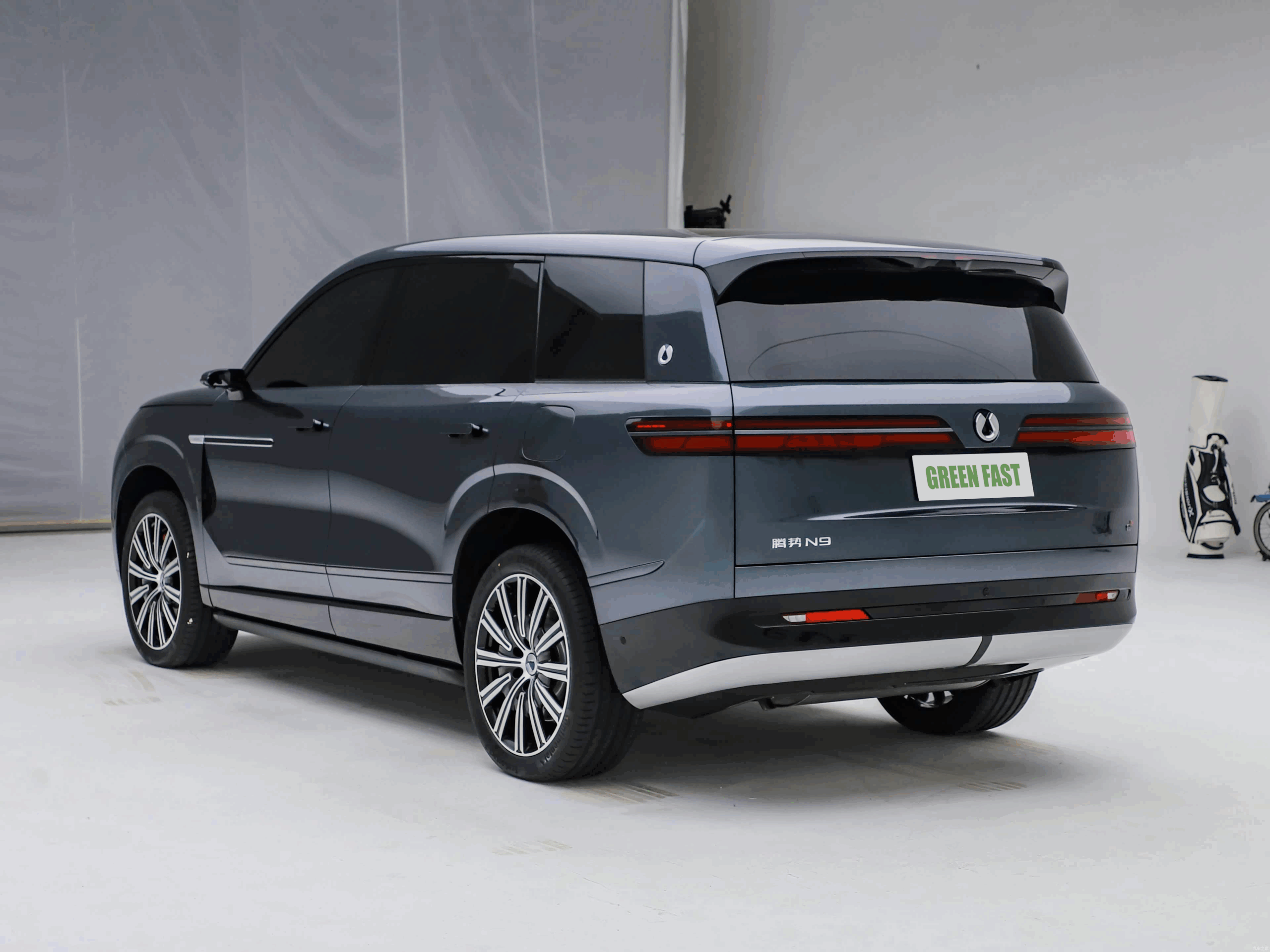 BYD DENZA N9 DM FLAGSHIP 925Hp – GreenFastAuto