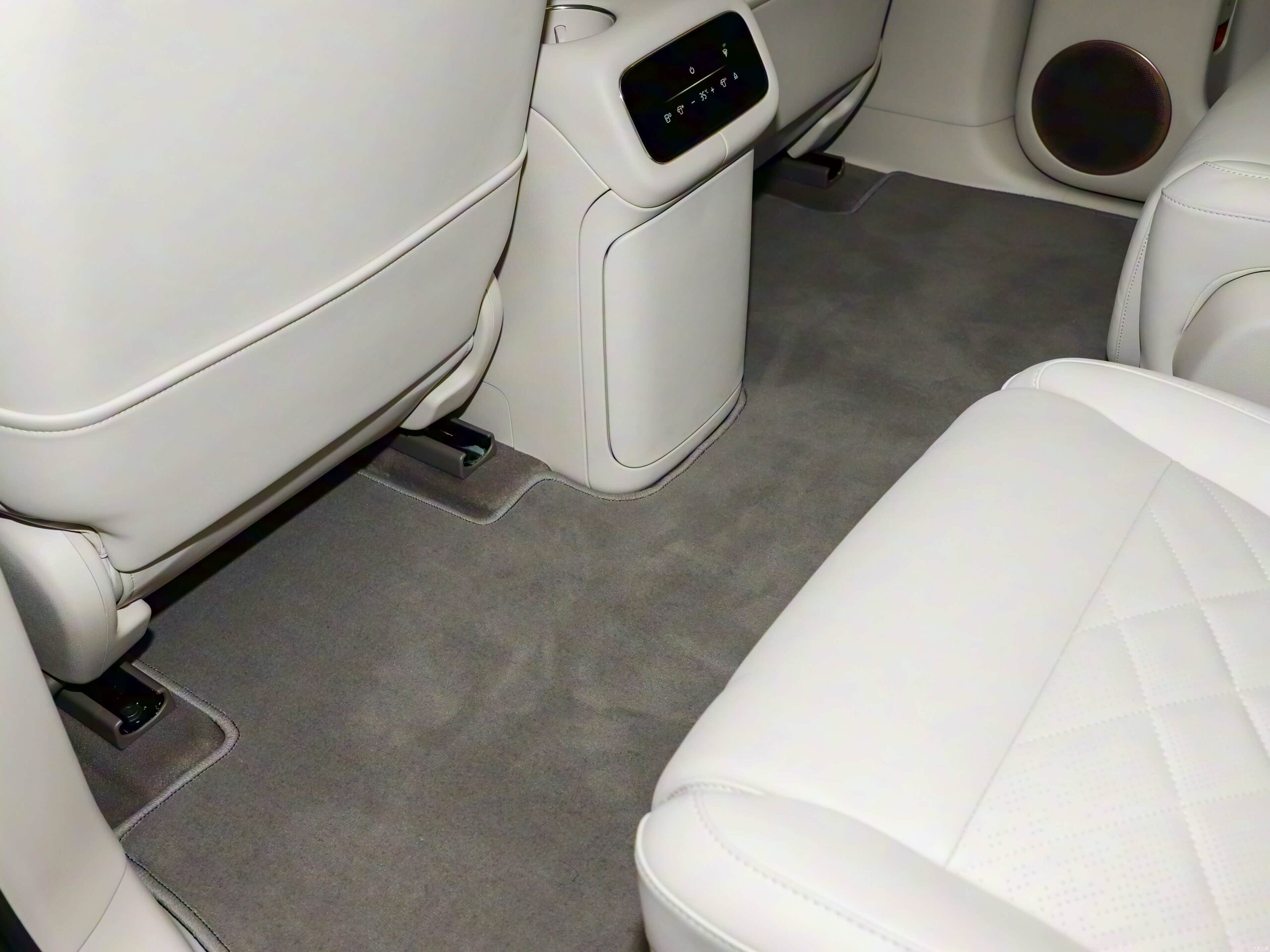 IM LS9 66 ULTRA HYBRID 530Hp – GreenFastAuto