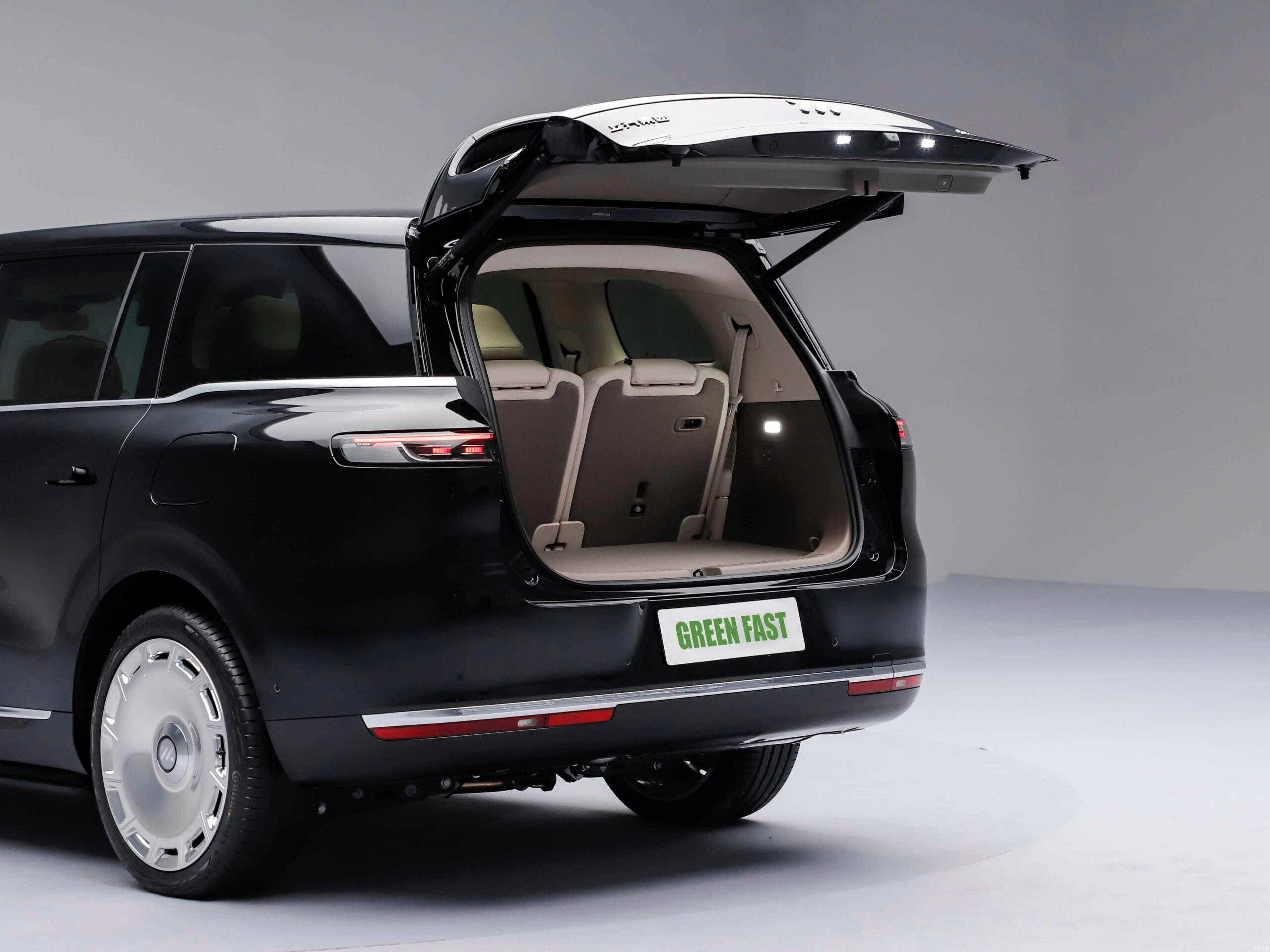IM LS9 66 ULTRA HYBRID 530Hp – GreenFastAuto
